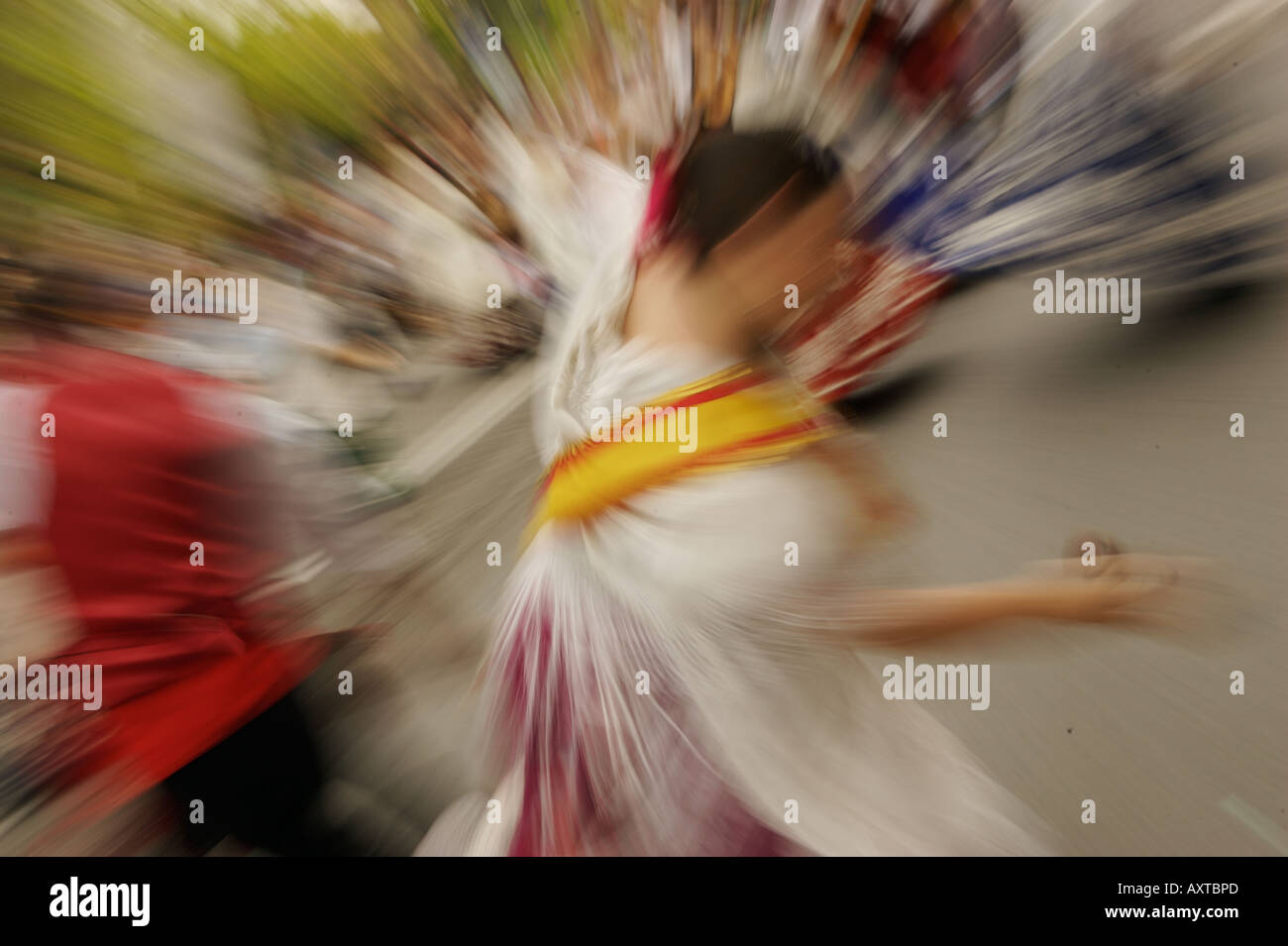 Rural girl in traditional dress dances in Murcia, Spain Stock Photo - Alamy