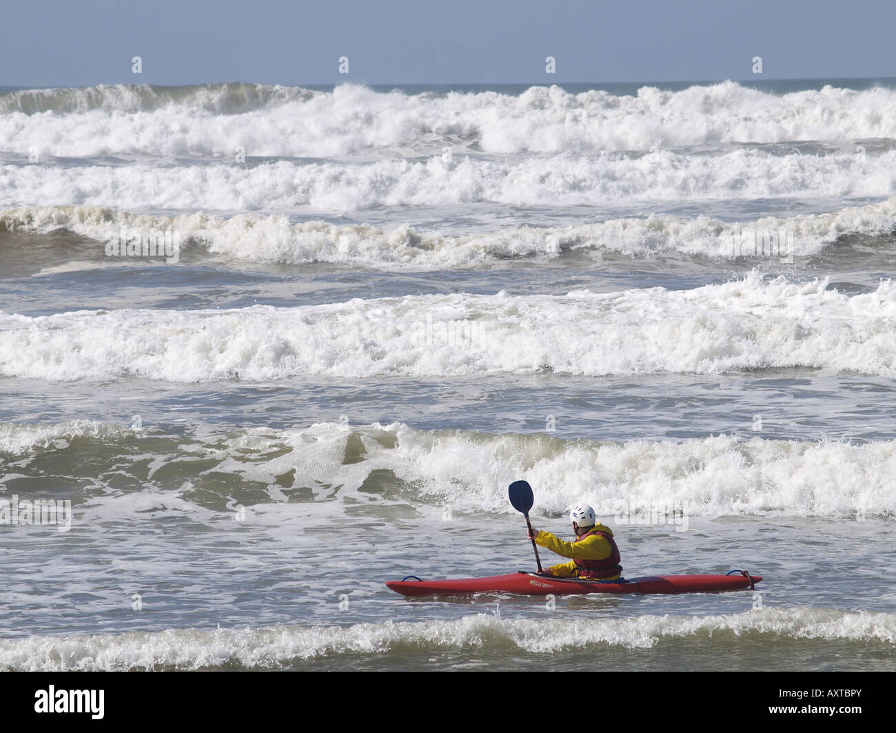 Paddling towards sea hi-res stock photography and images - Alamy