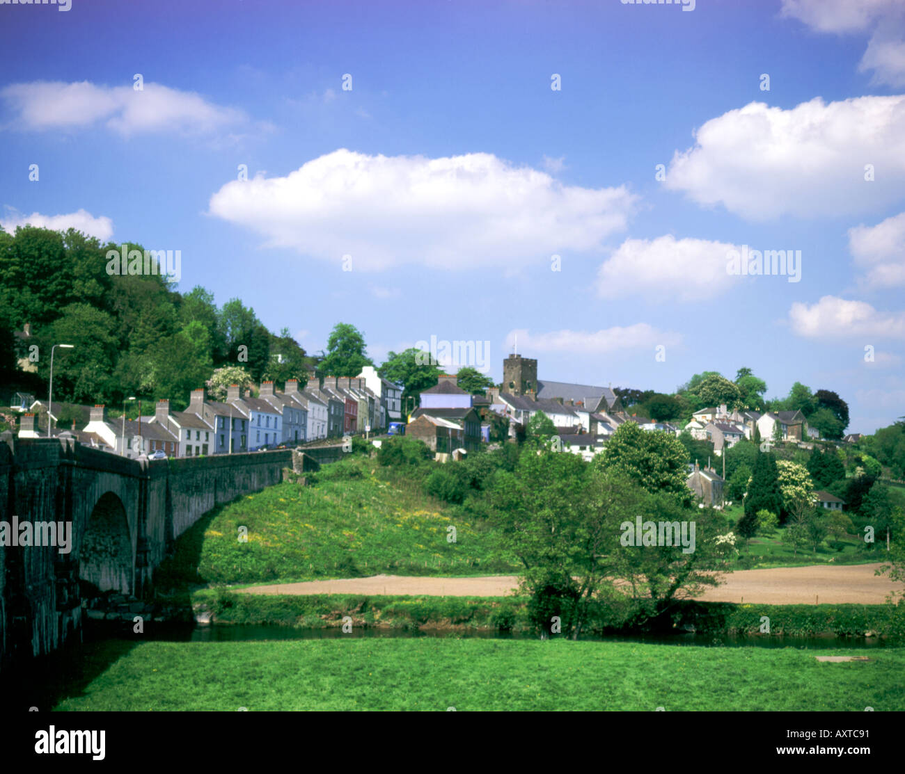 Llandeilo bridge hi-res stock photography and images - Alamy