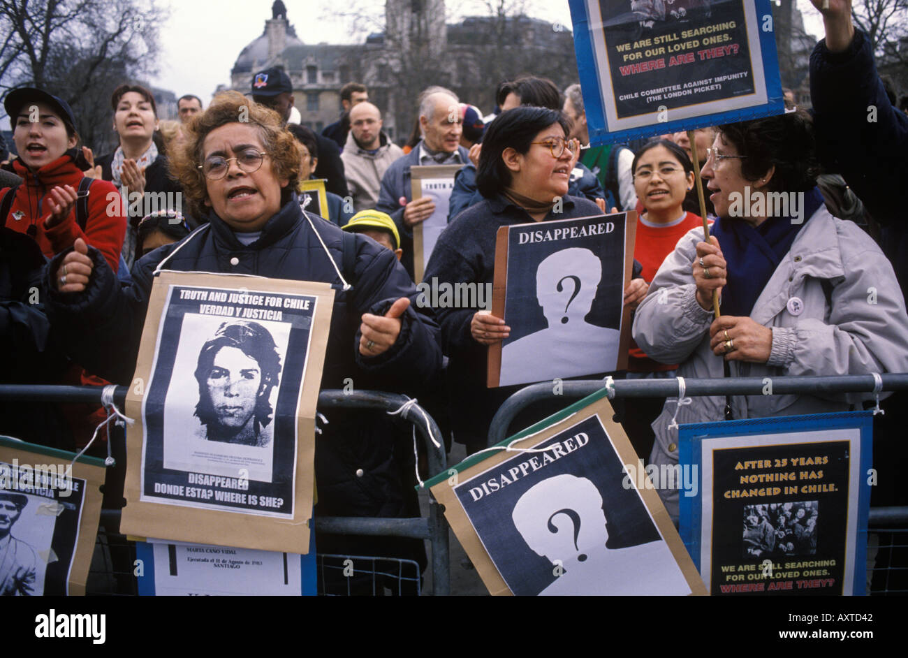 Augusto Pinochet Extradite dictator back to Chile. Anti Pinochet ...