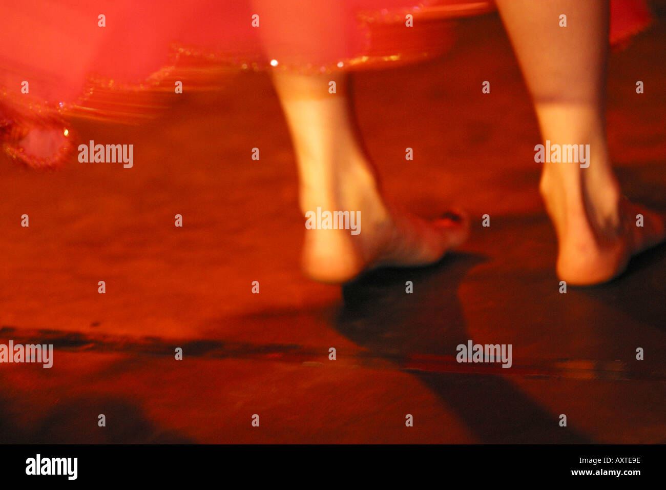 Belly Dancer feet dancing lady Stock Photo - Alamy