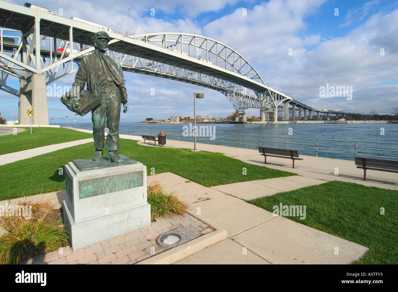 Statue of Thomas Edison Stock Photo - Alamy