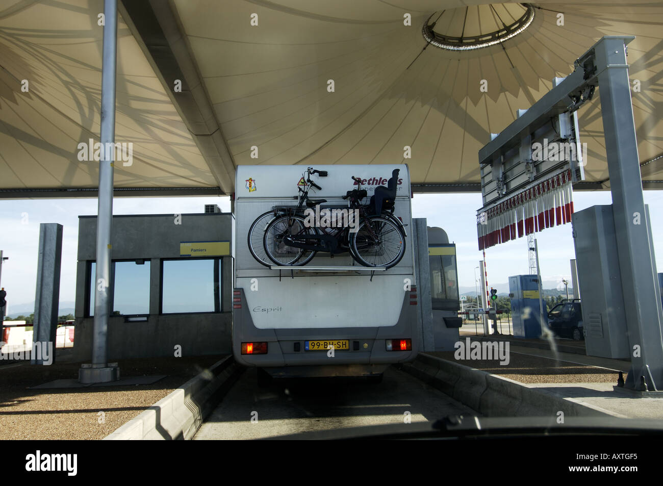 Dutch caravan hi-res stock photography and images - Alamy