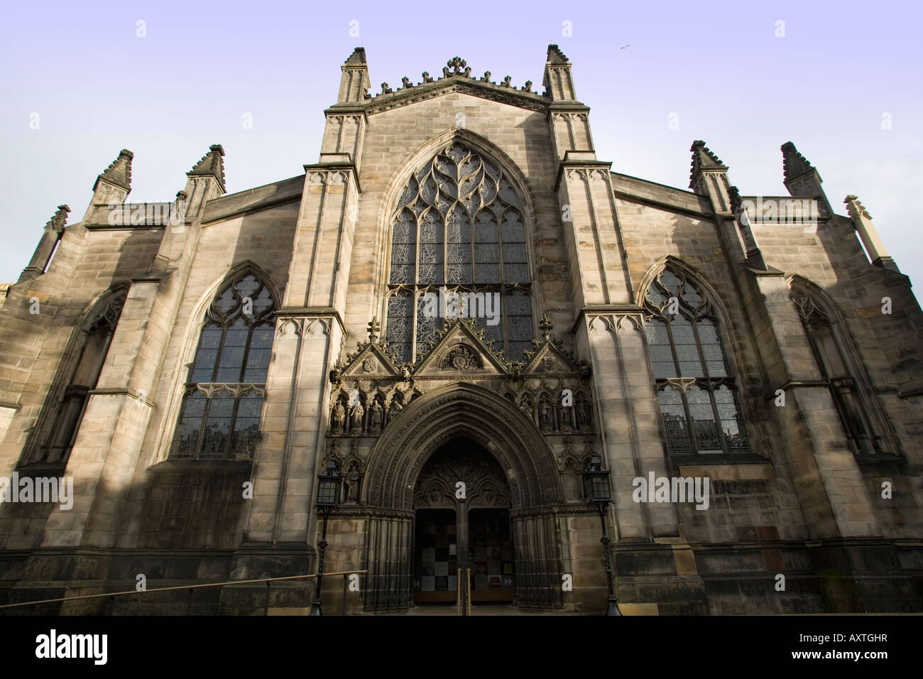 S giles cathedral hi-res stock photography and images - Alamy