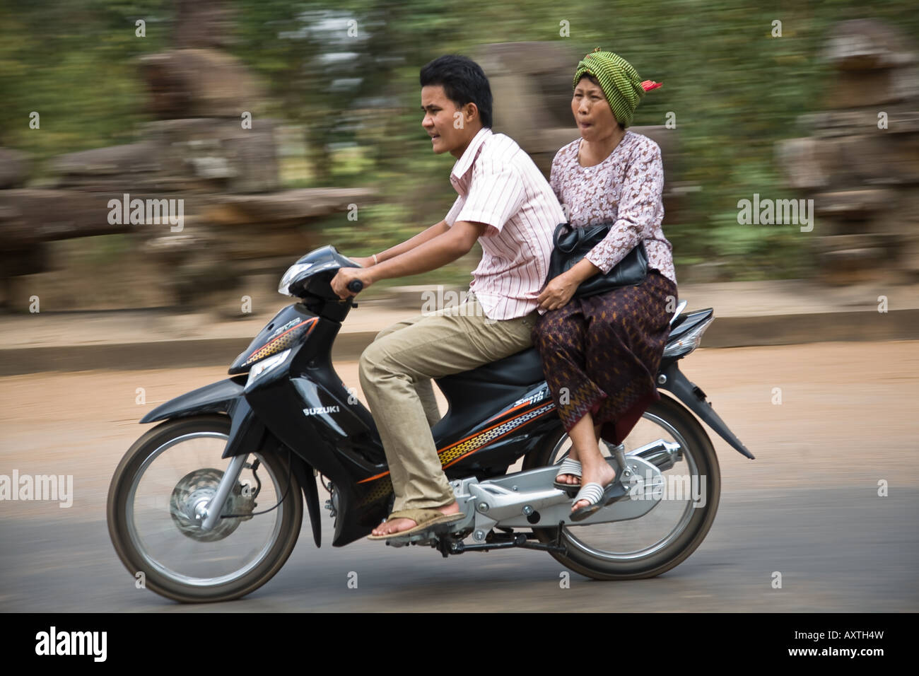 2 people on a motorcycle hi-res stock photography and images - Alamy
