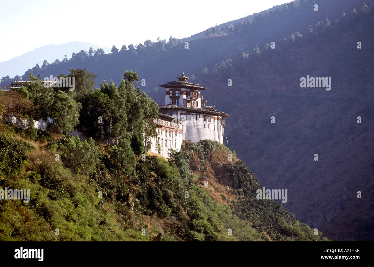 Wangdue phodrang dzong hi-res stock photography and images - Alamy