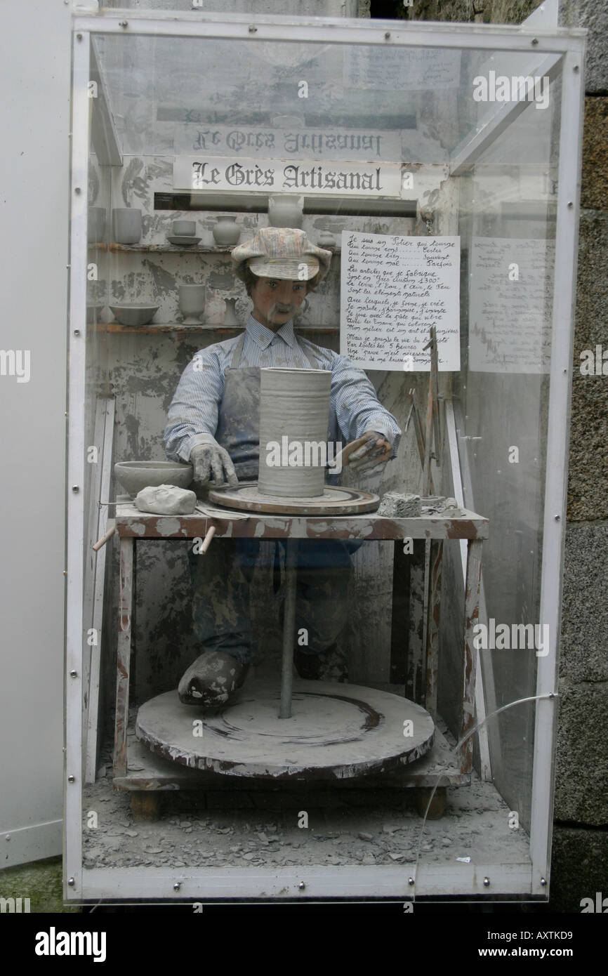 Brittany pottery hi-res stock photography and images - Alamy