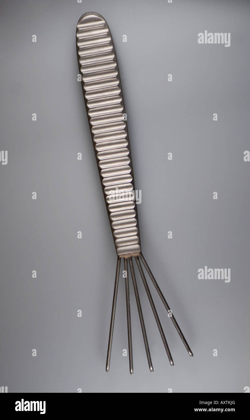 surgical skin retractor Stock Photo - Alamy