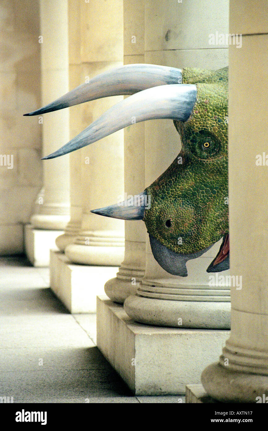 Life size robotic Triceratops dinosaur being delivered to the National ...