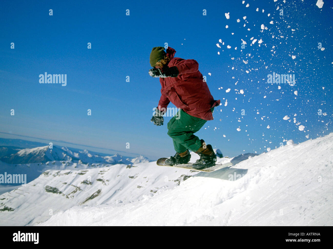 Side profile of a man hi-res stock photography and images - Alamy
