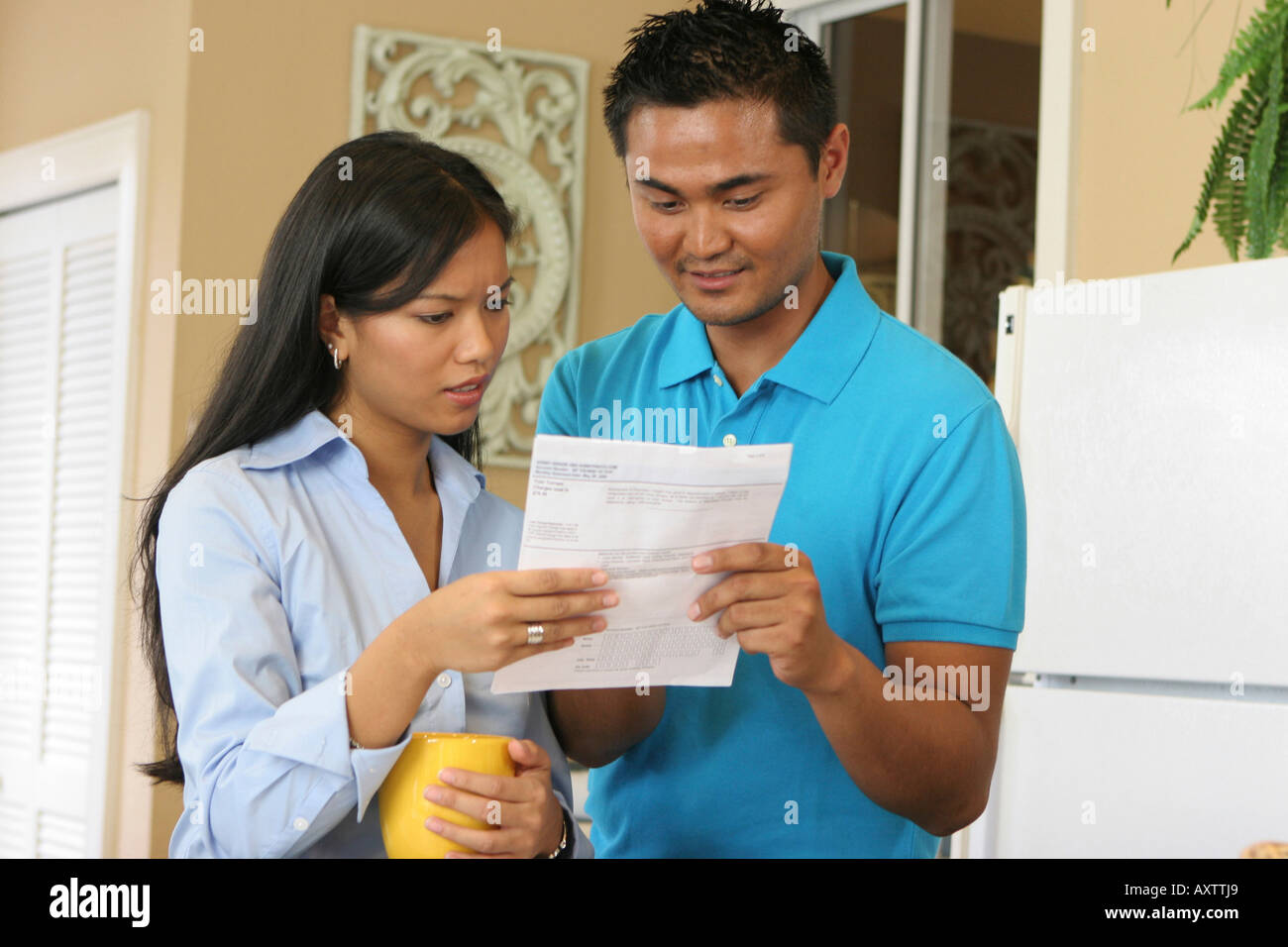 Black man reading bill hi-res stock photography and images - Alamy