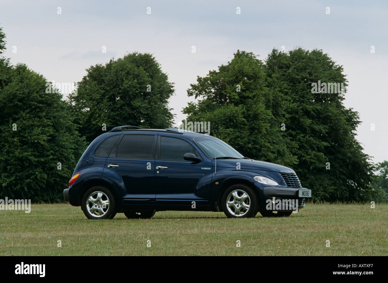 Chrysler pt cruiser motor car hi-res stock photography and images - Alamy