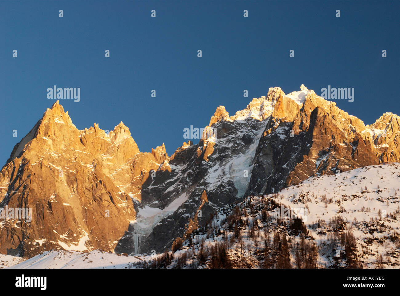 Aiguilles hi-res stock photography and images - Alamy