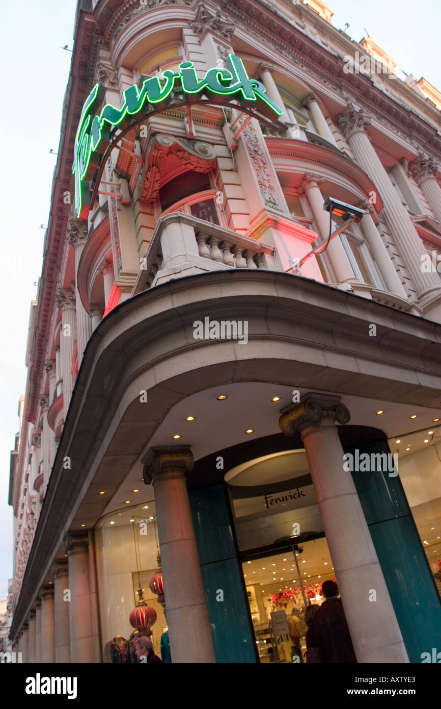 Fenwick christmas window display hi-res stock photography and images ...