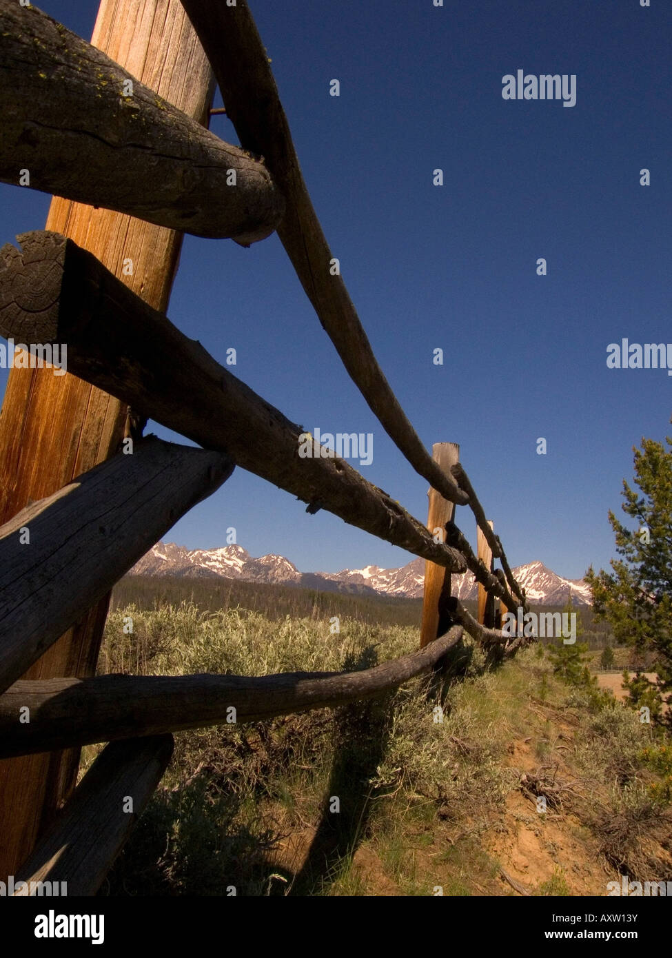 Wood fence, Sawtooth mountains near Stanley Idaho. USA Stock Photo - Alamy