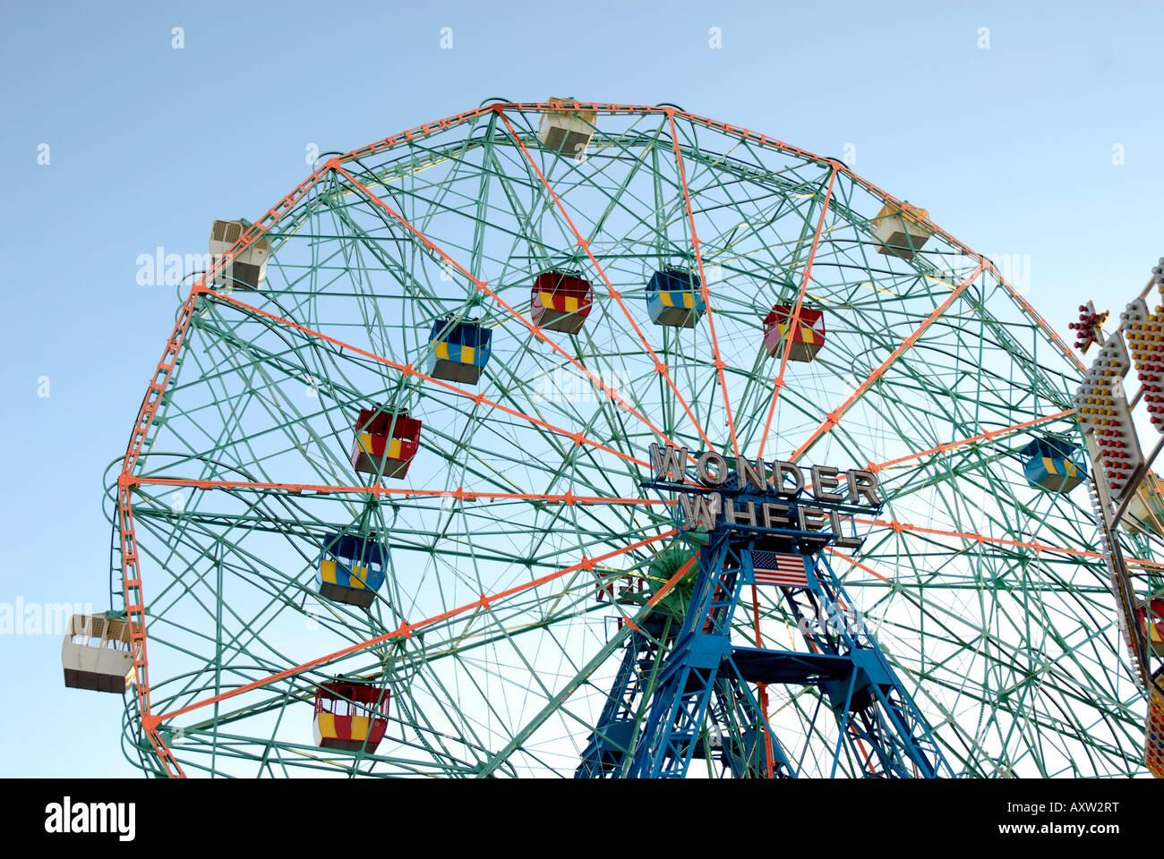 Wonder Wheel Coney Island Amusement Park Ride Ferris Wheel Brooklyn New ...