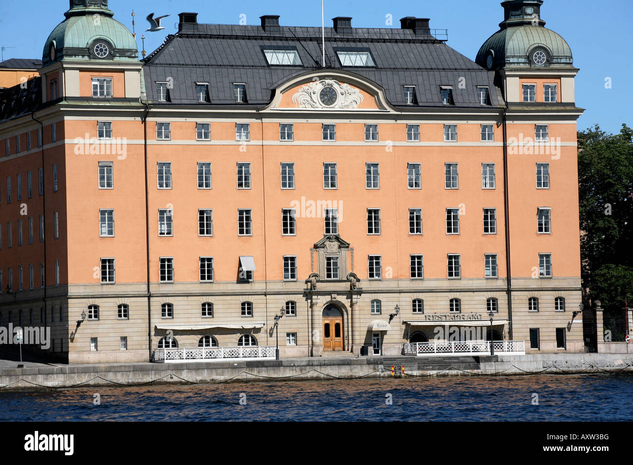 Old large regal brick building Stock Photo - Alamy