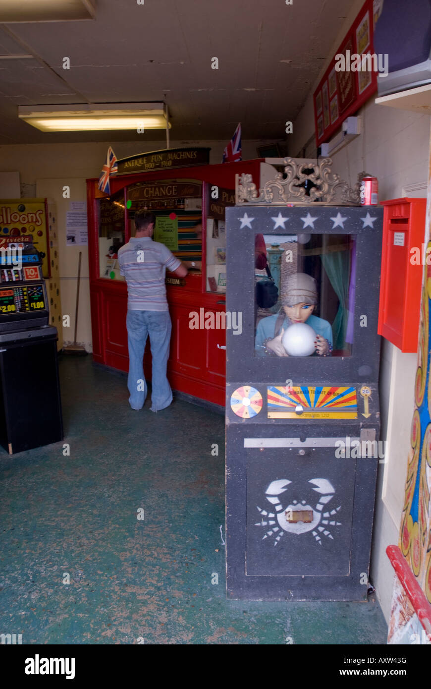 Amusement Arcade Pier High Resolution Stock Photography and Images - Alamy