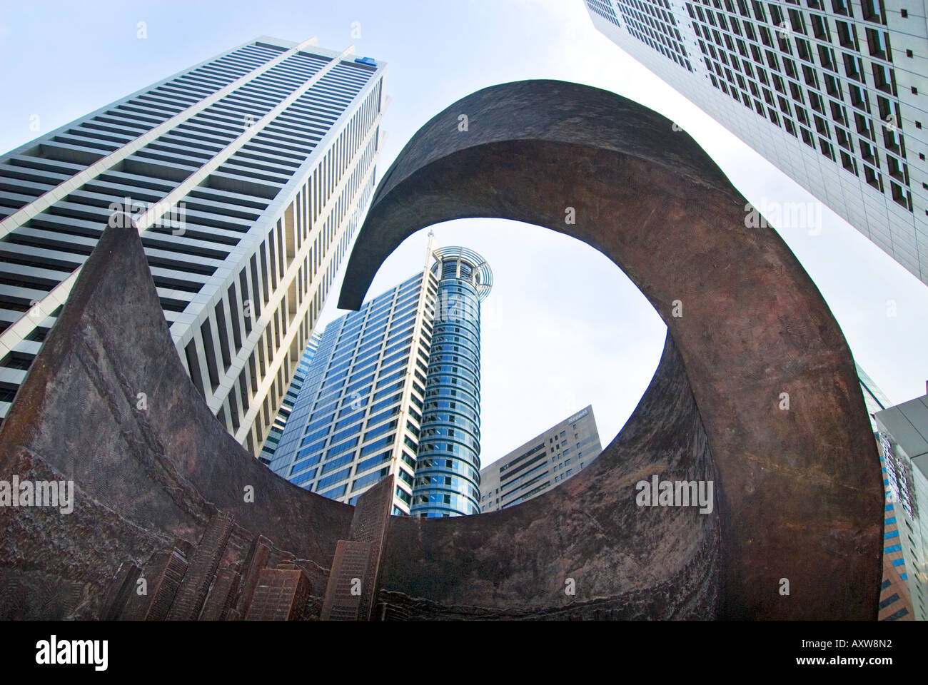Singapore sky scrapers hi-res stock photography and images - Alamy