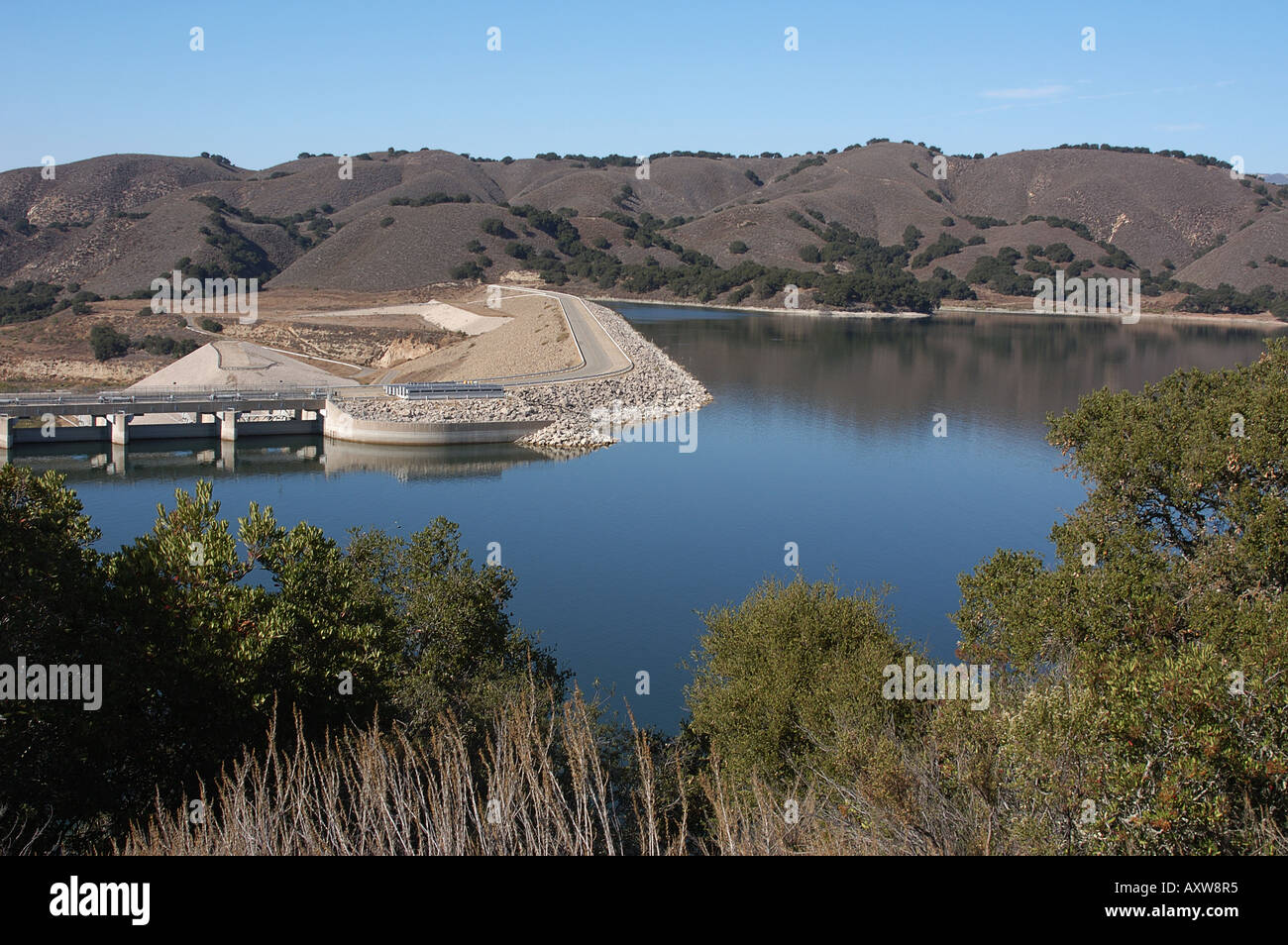 Bradbury dam lake cachuma hi-res stock photography and images - Alamy