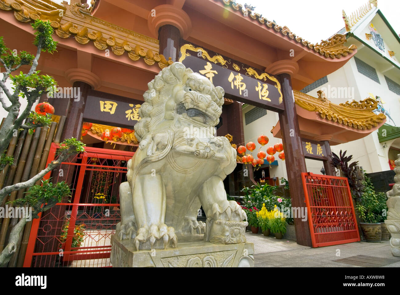 SAKYA MUNI BUDDHA GAYA Temple SINGAPORE ASIA race course road TEMPLE OF ...