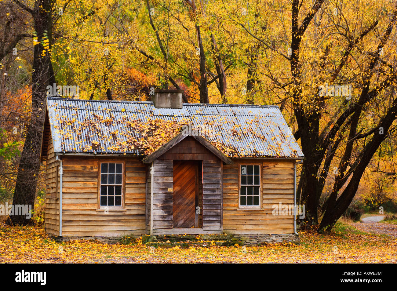 Miner's hut, Arrowtown, Central Otago, South Island, New Zealand ...