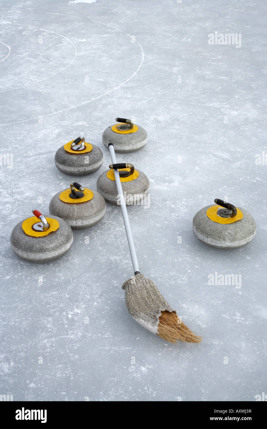 Frozen lakes for curling hi-res stock photography and images - Alamy
