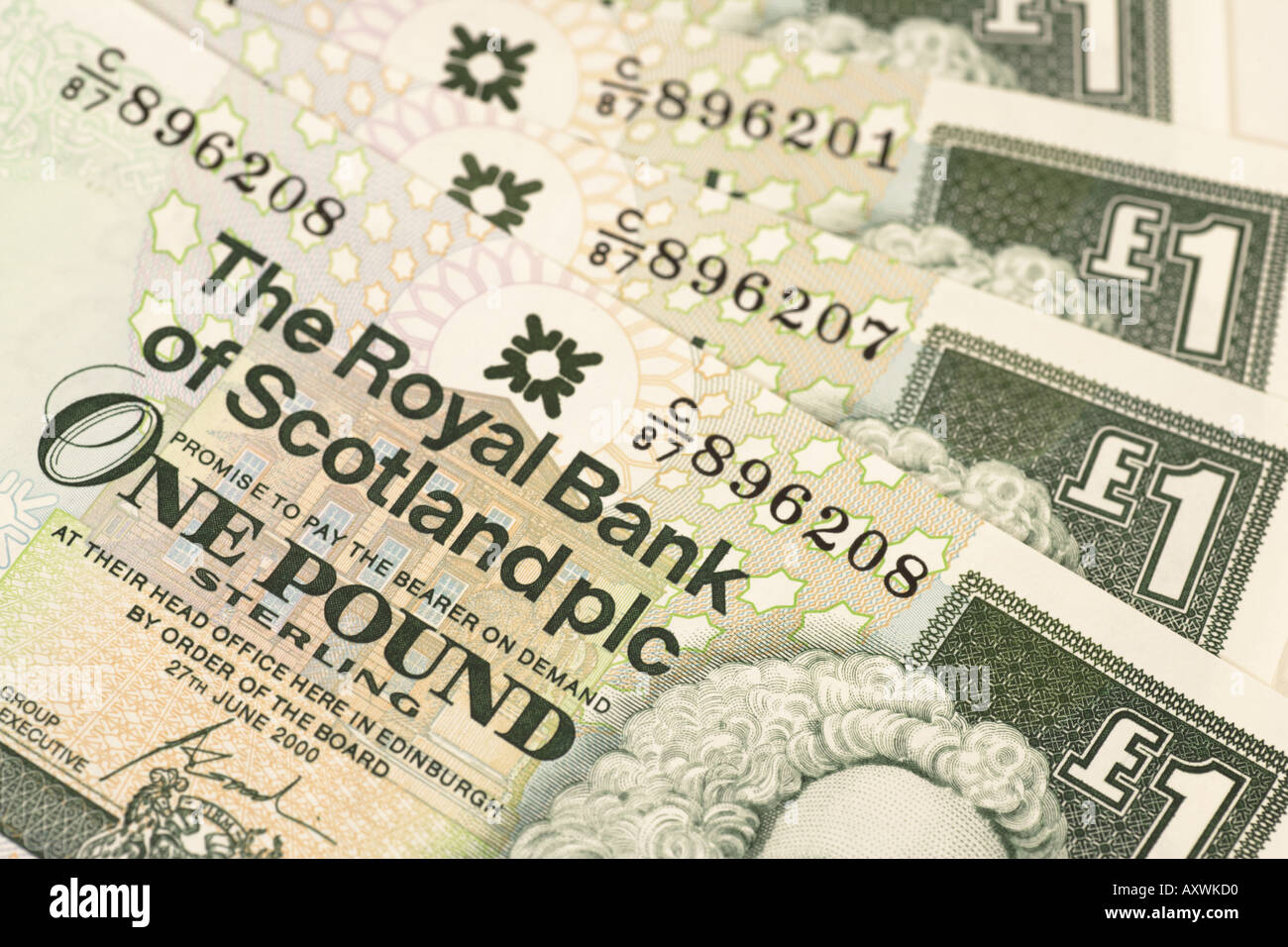 Scottish pound notes Stock Photo - Alamy