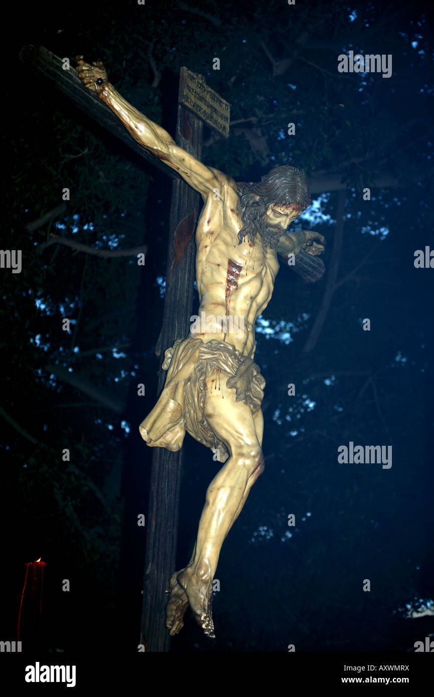 Jesus christ on the cross hi-res stock photography and images - Alamy