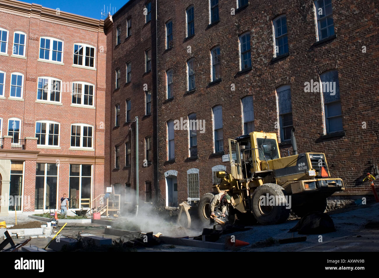 Cutting stone blocks hi-res stock photography and images - Alamy