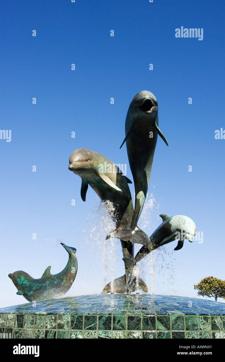 Monterey dolphin statue hi-res stock photography and images - Alamy