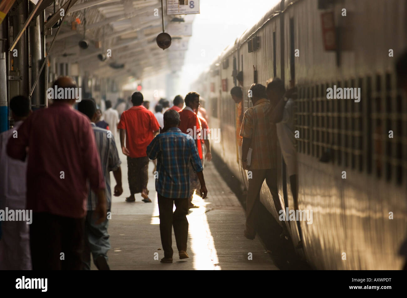 East india station hi-res stock photography and images - Alamy
