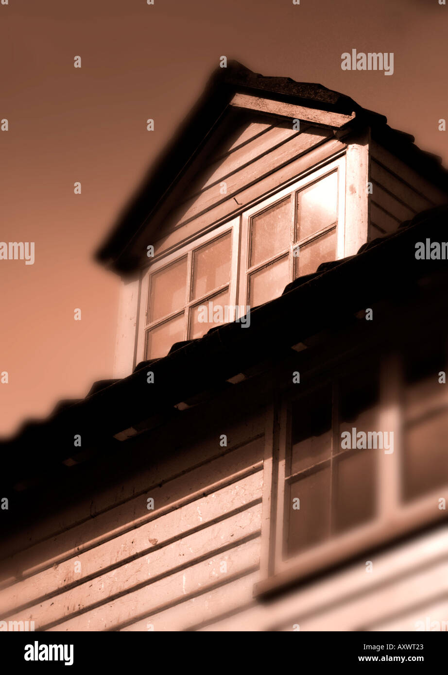 Ship window frames hi-res stock photography and images - Alamy