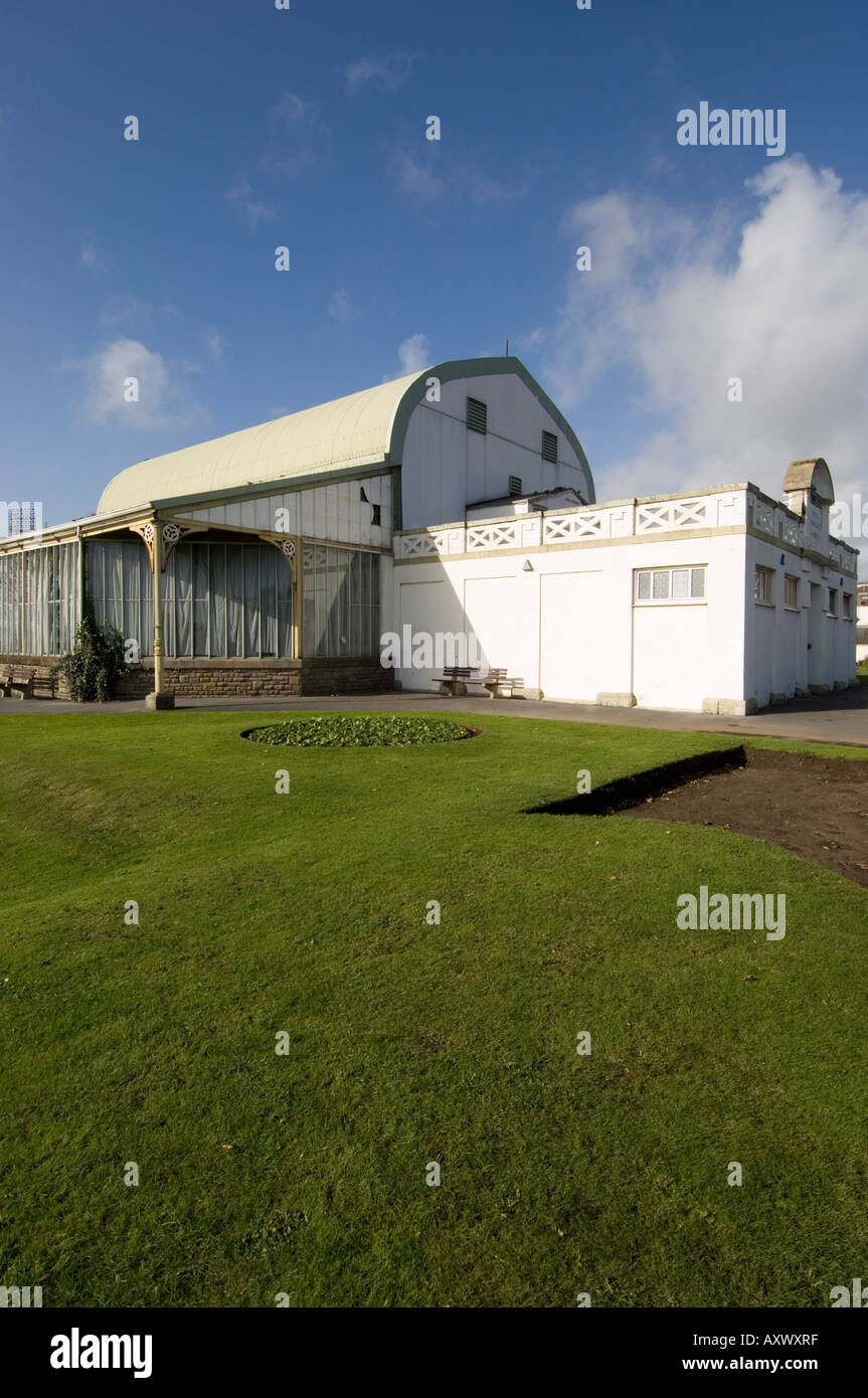 Old theatre exterior swansea hi-res stock photography and images - Alamy