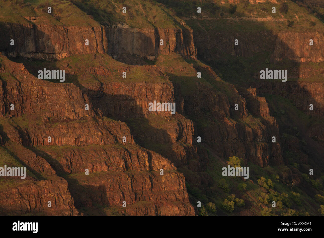 The northern walls of the Columbia River Gorge east of Rowena Crest ...