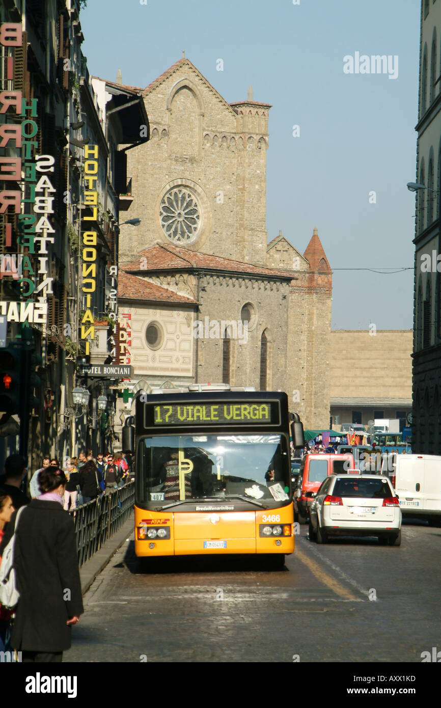 Bus on a busy street in Florence, Tuscany, Italy Stock Photo - Alamy