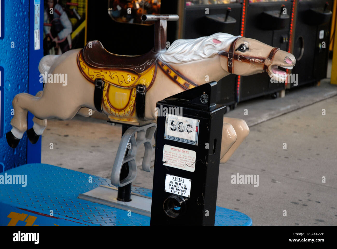 Coin operated ride hi-res stock photography and images - Alamy