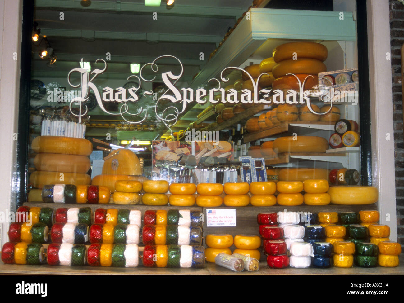 Cheese shop display in Edam,Holland Stock Photo - Alamy