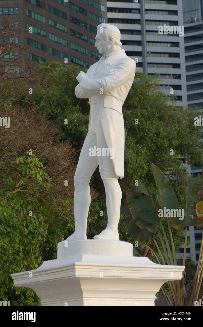 Statue of Sir Stamford Raffles, Raffles Landing Site, Singapore, South ...