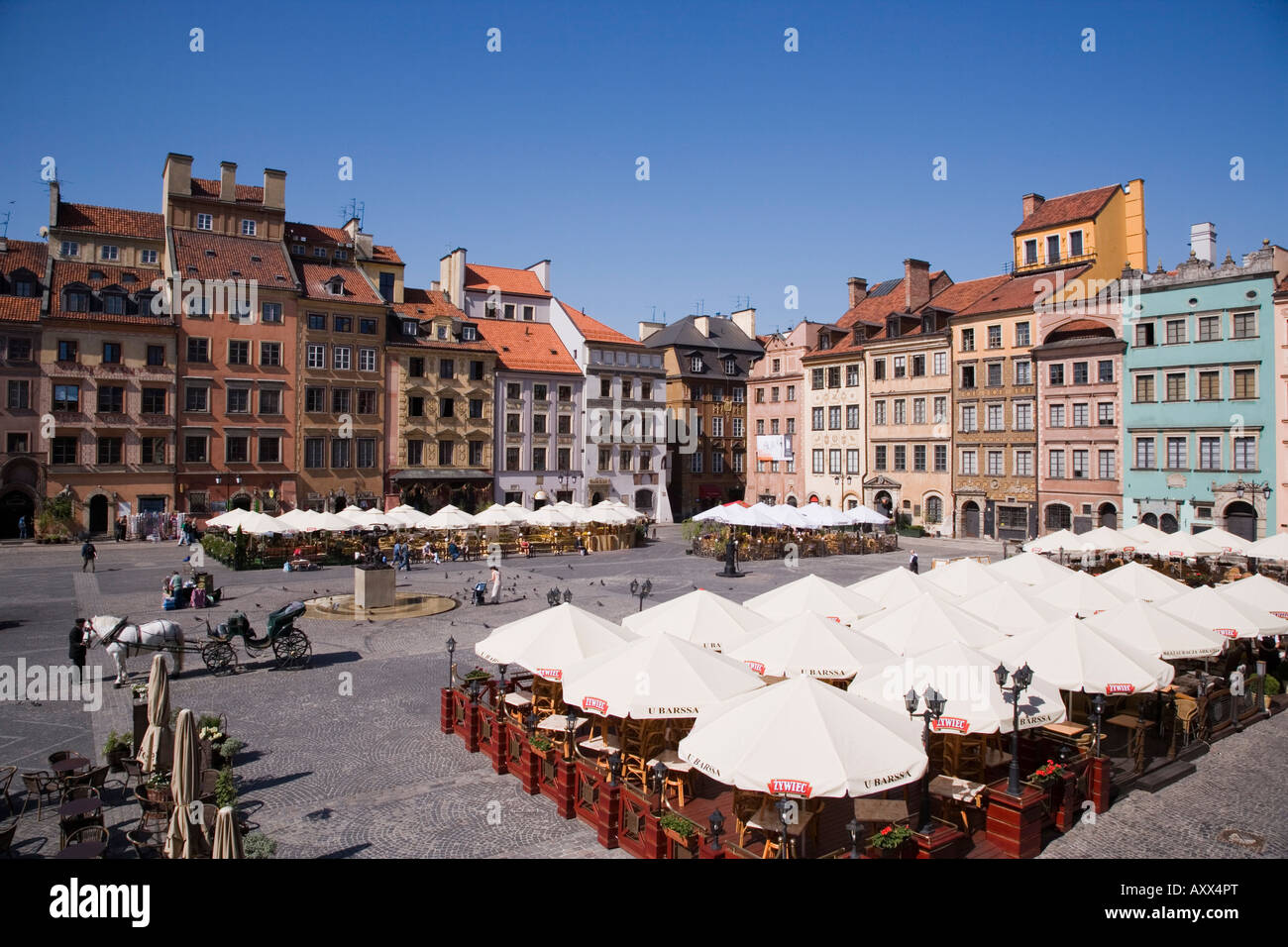 Colourful houses, restaurants and cafes The Old Town Square (Rynek ...
