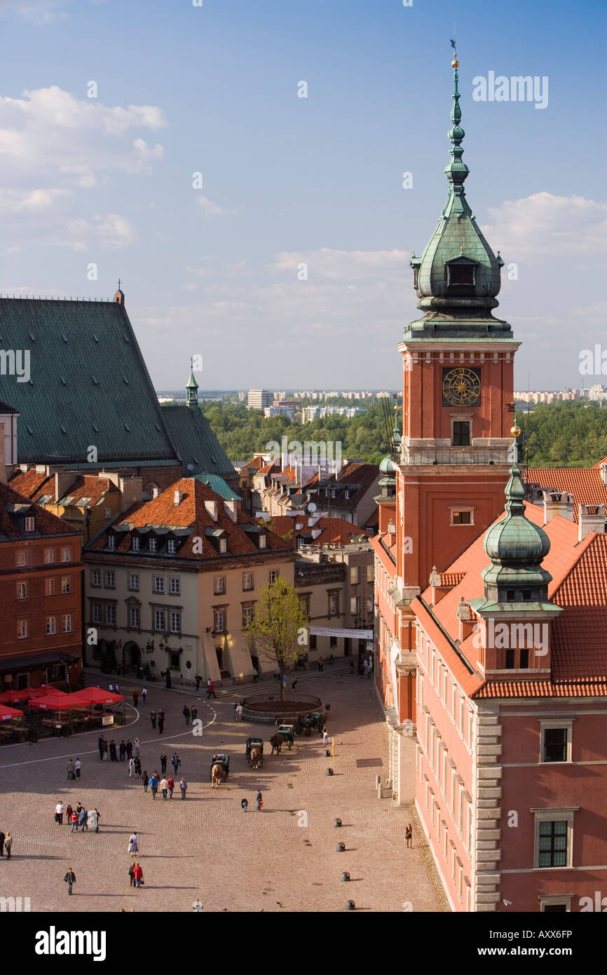 Elevated view over Castle Square, the Royal Castle and colourful houses of the Old Town (Stare ...