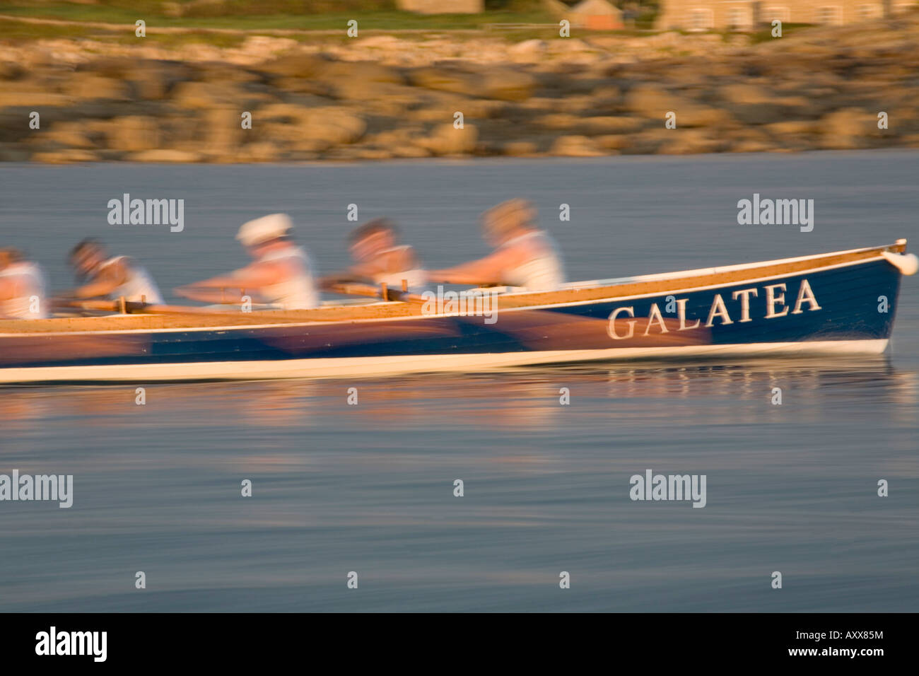 women s gig race isles of scilly Stock Photo - Alamy