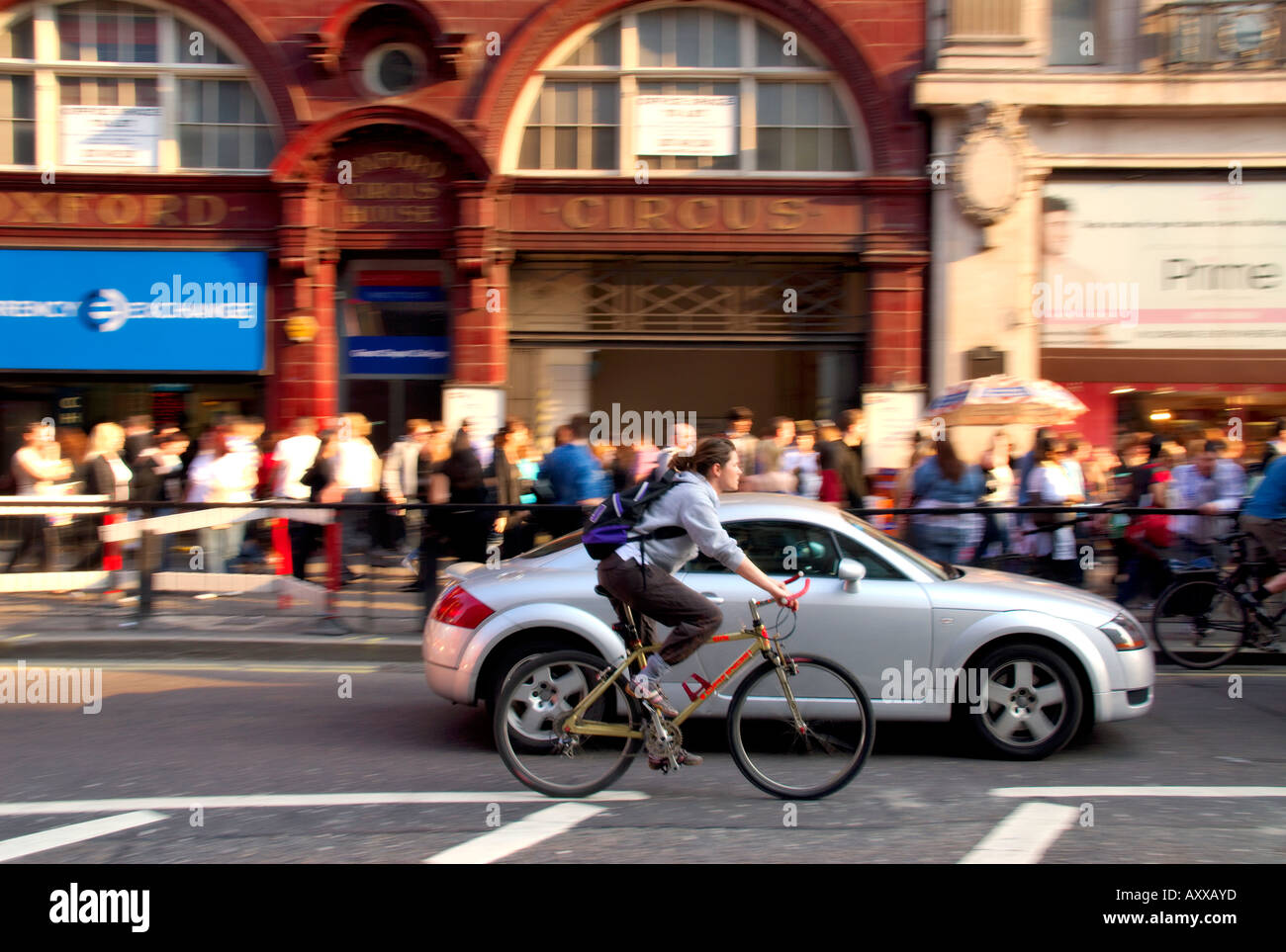 Oxford street traffic jam hi-res stock photography and images - Alamy
