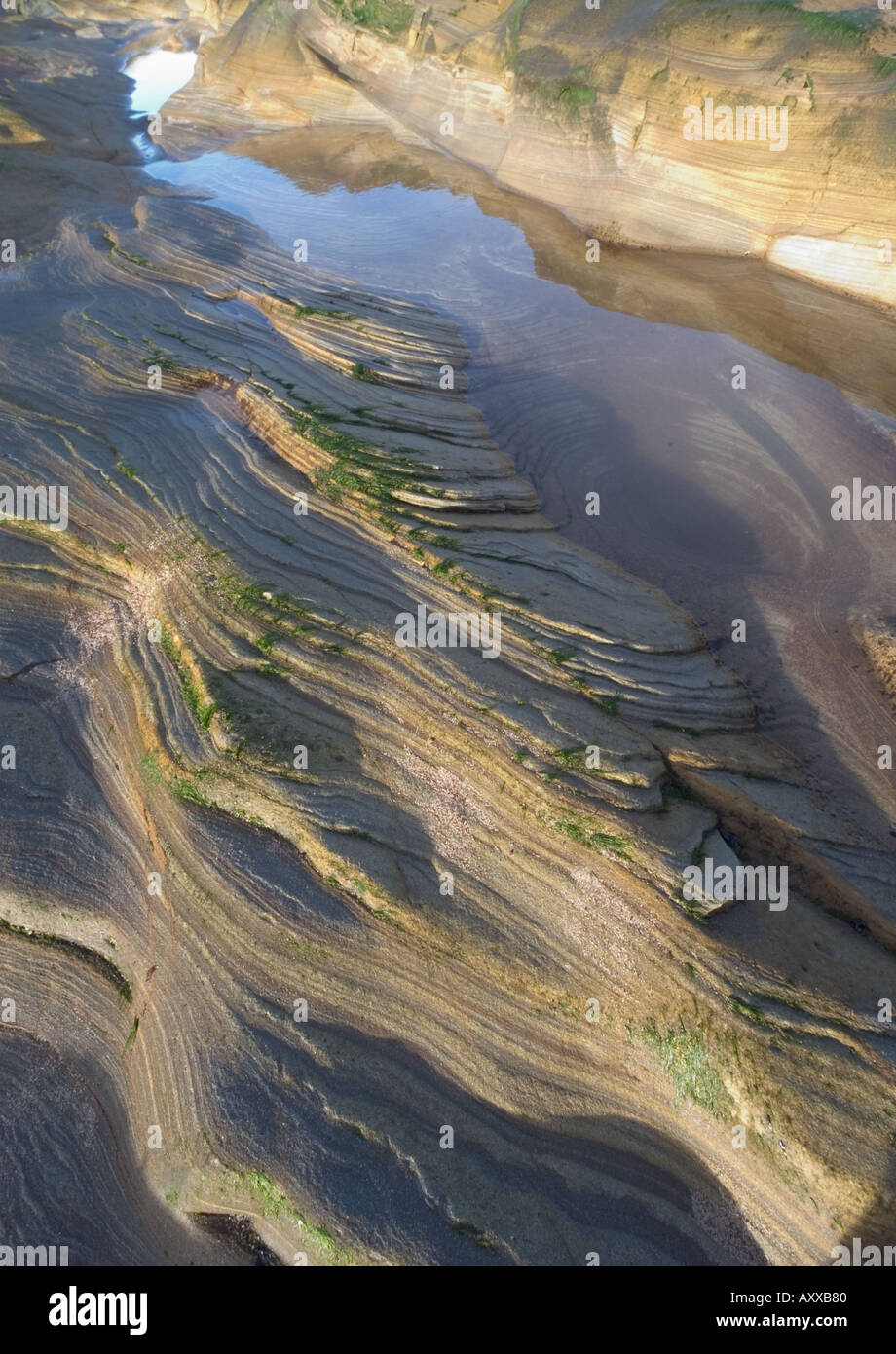 Inclined Strata High Resolution Stock Photography and Images - Alamy