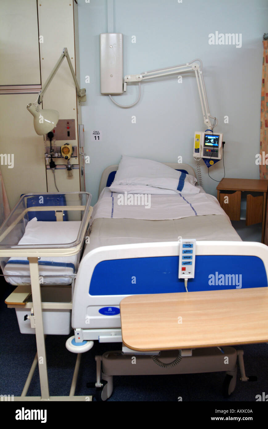 Hospital waiting list hi-res stock photography and images - Alamy