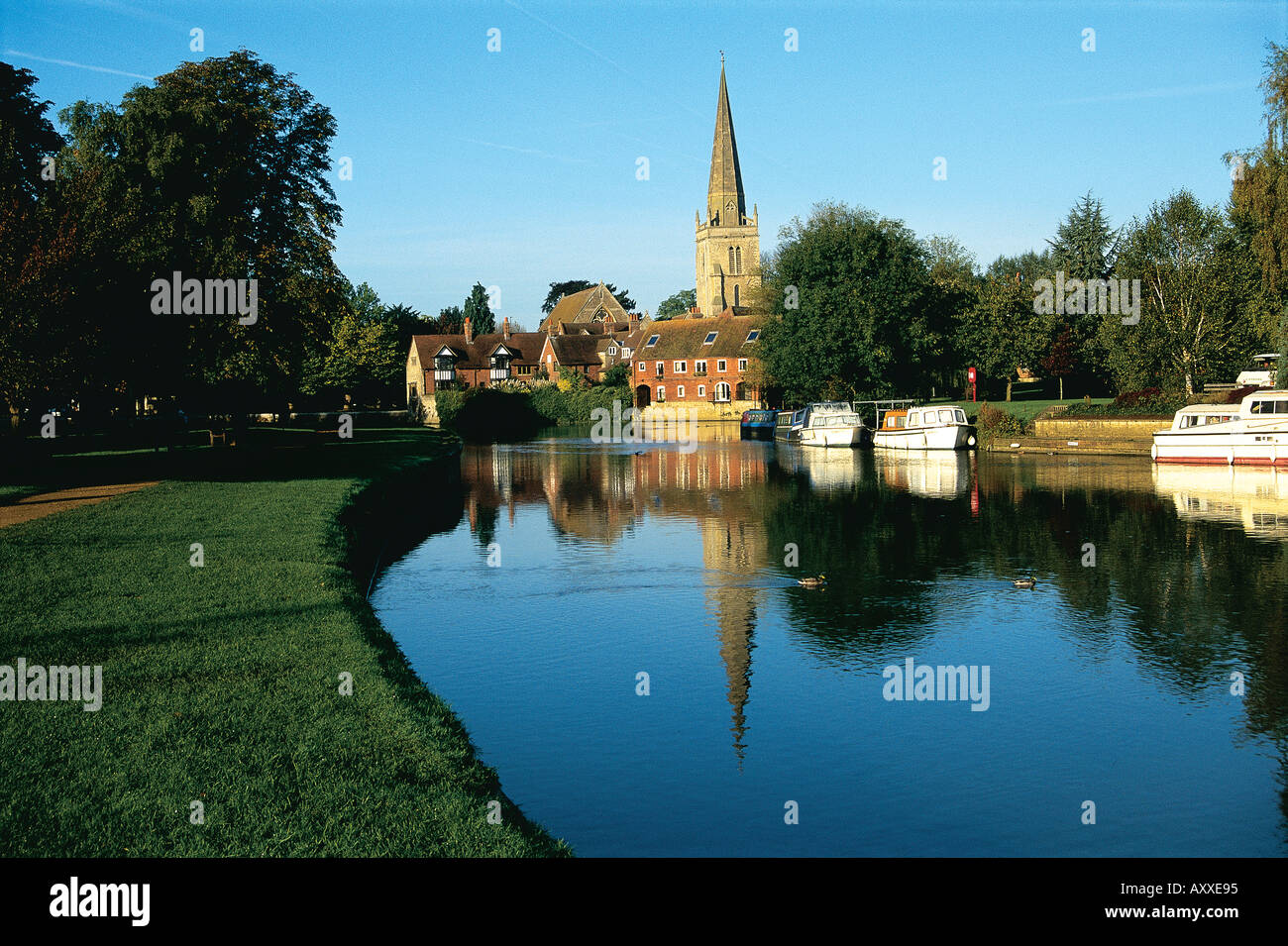 Marlow church hi-res stock photography and images - Alamy
