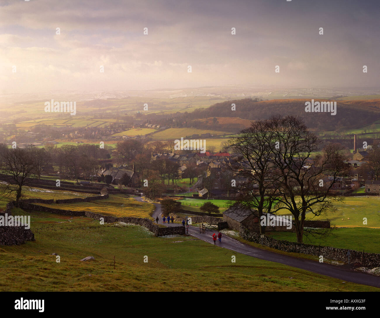 Dales village langcliffe hi-res stock photography and images - Alamy