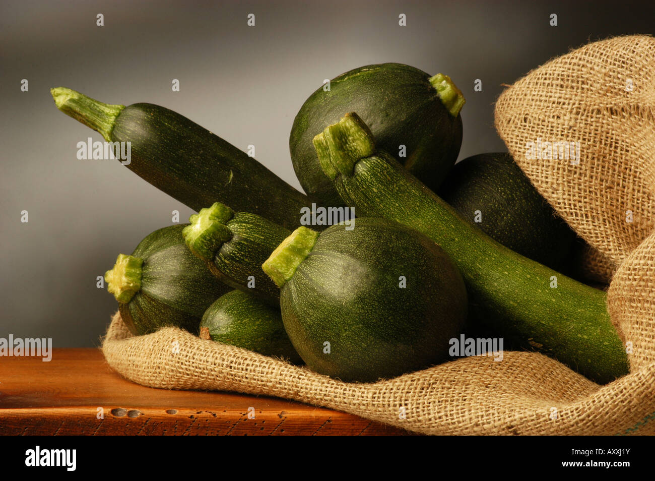 Horizontal raws hi-res stock photography and images - Alamy