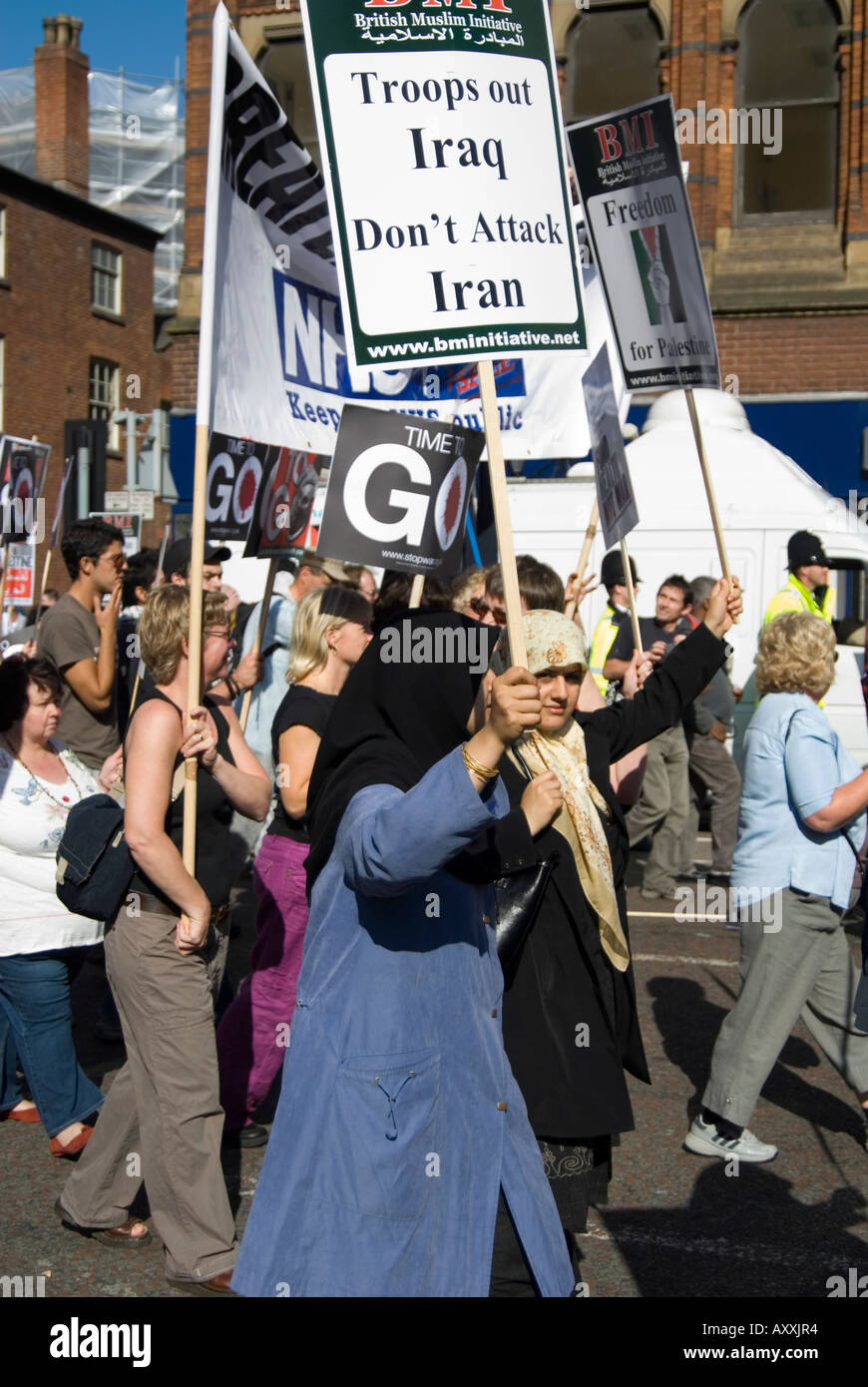 British Muslim women protesting against the war in the Middle East ...