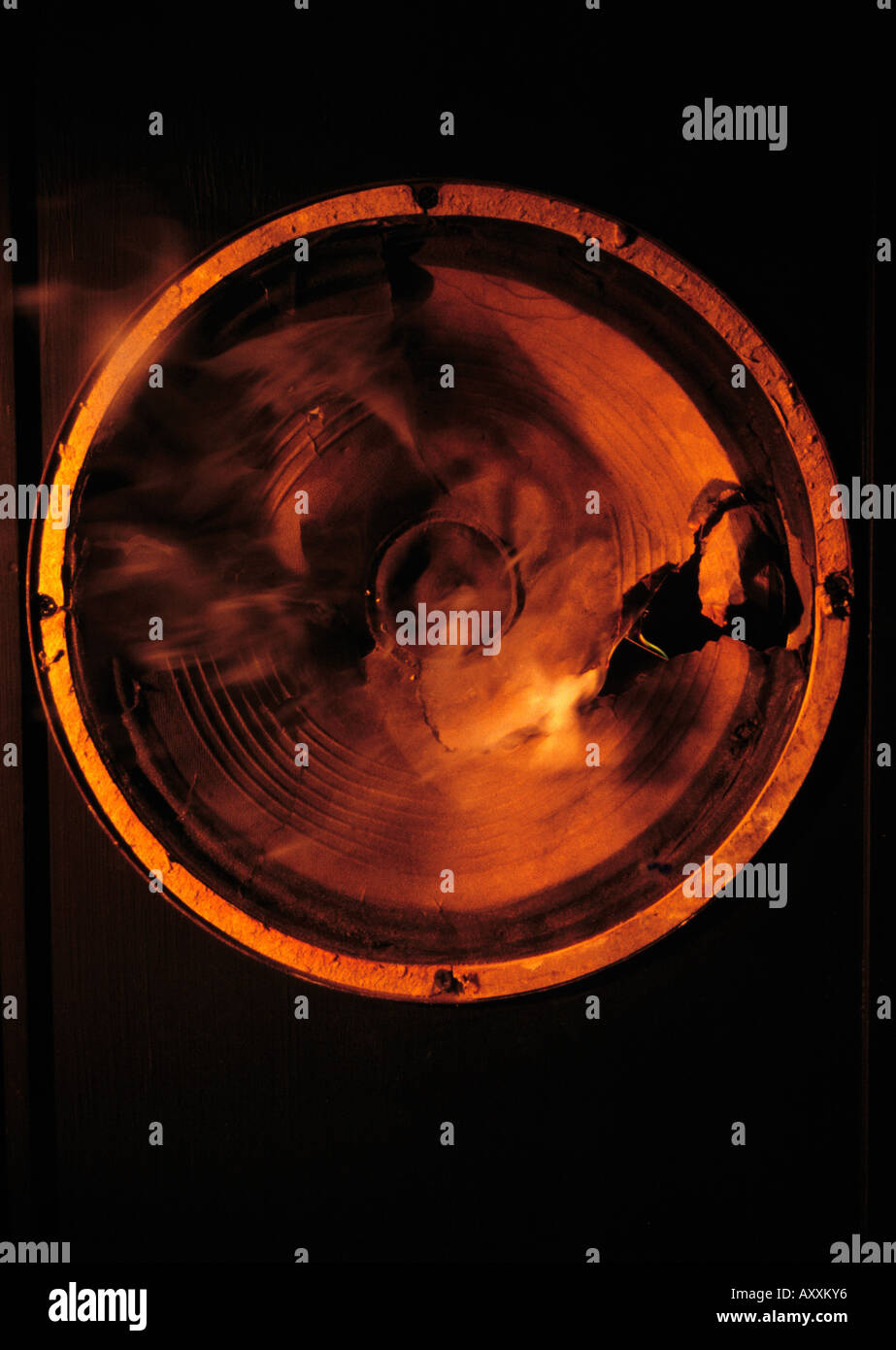 Output speaker hi-res stock photography and images - Alamy